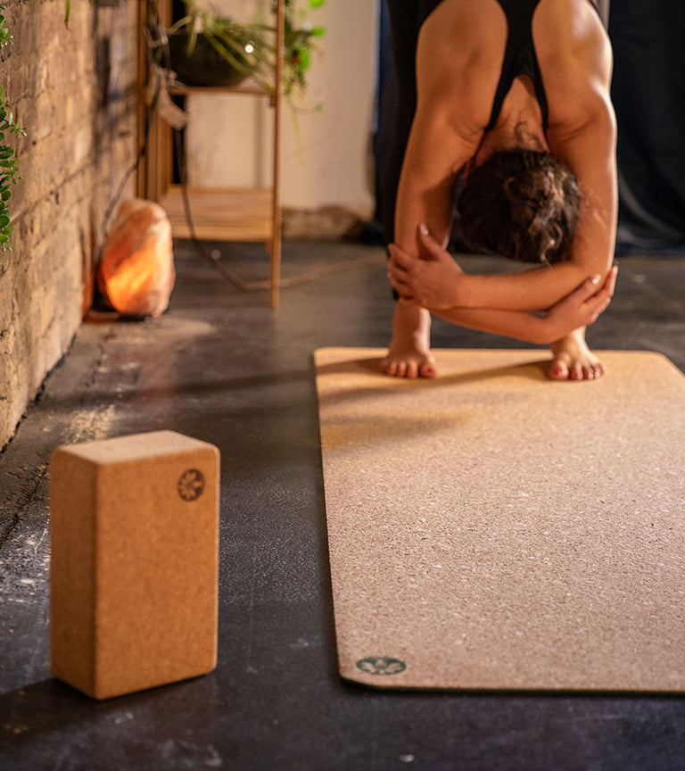 The Best Cork Yoga Mats Created for Every Body and Style – Yoloha Yoga